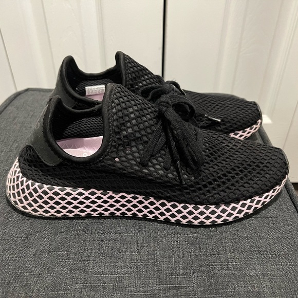 adidas | Shoes | Adidas Size 9 Black Womens Tennis Shoe | Poshmark